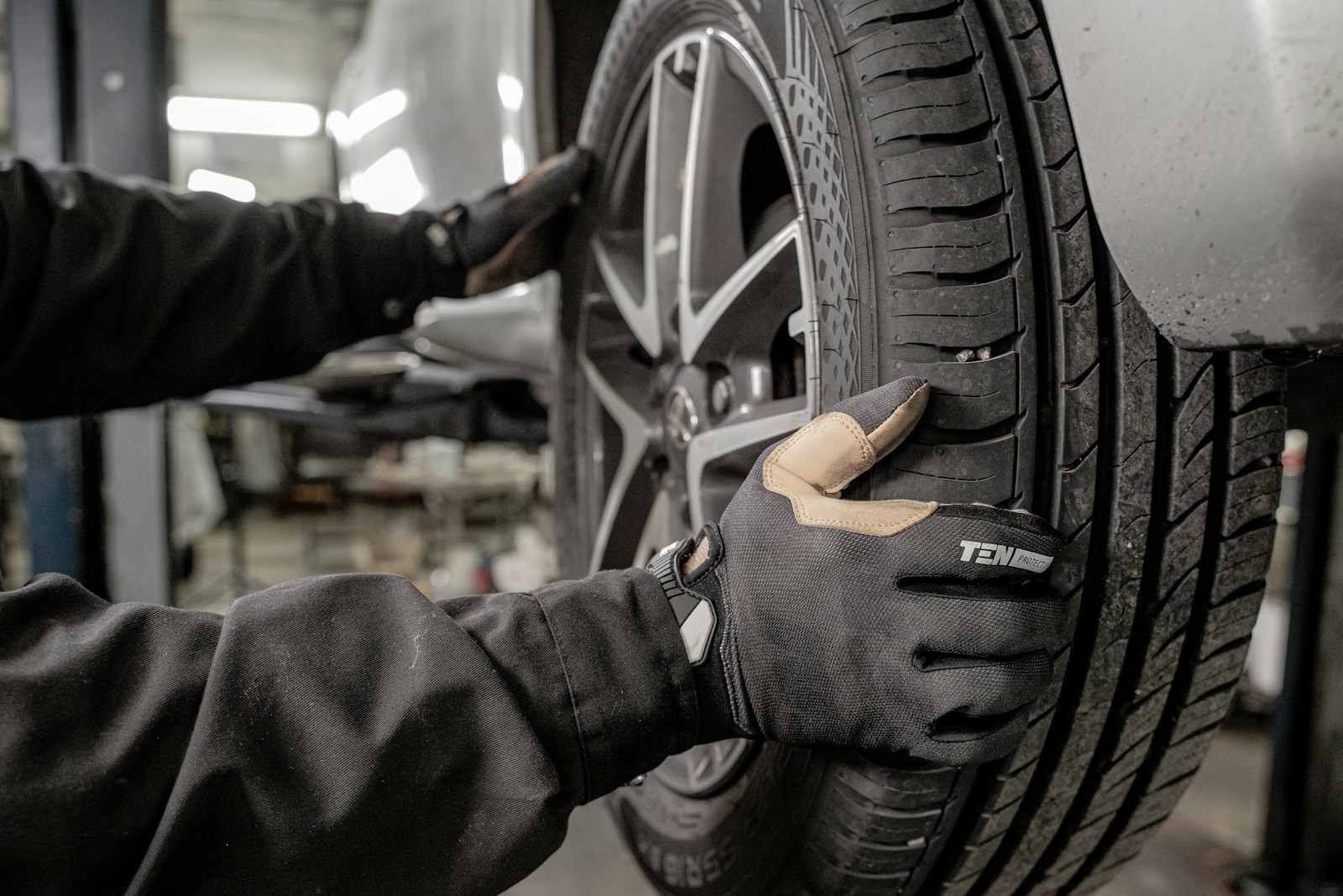 Best Car Tyres for Indian Roads 2025 - Car Insight Hub